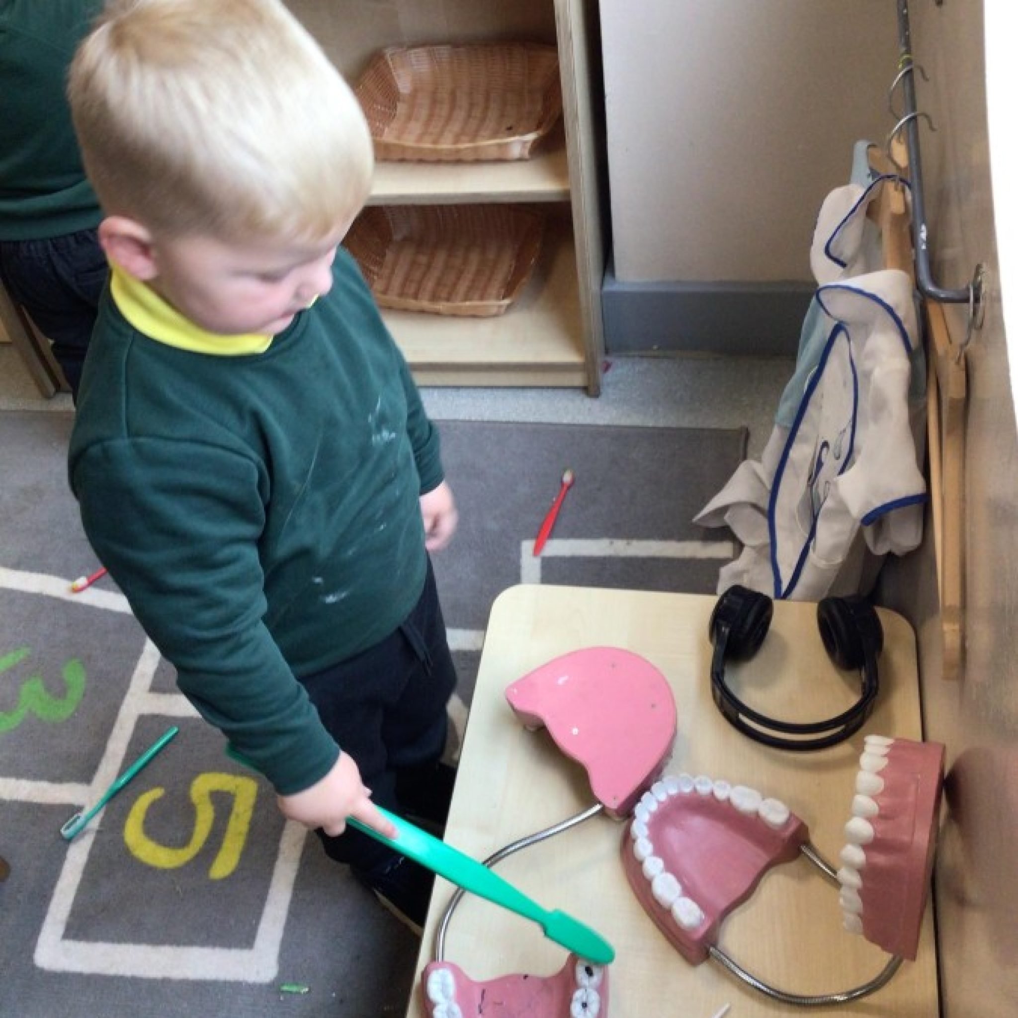 Oral hygiene – Looking after our teeth – Harlow Green Community Primary ...